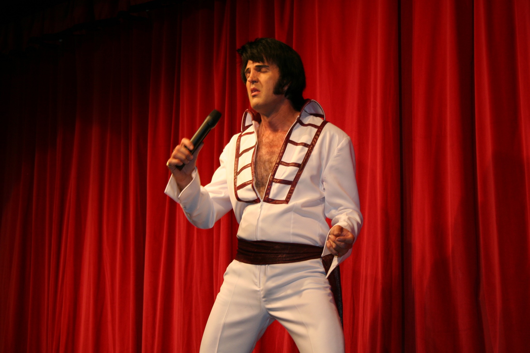 Elvis Presley Lookalike - Hire Celebrity Lookalikes, Tribute acts