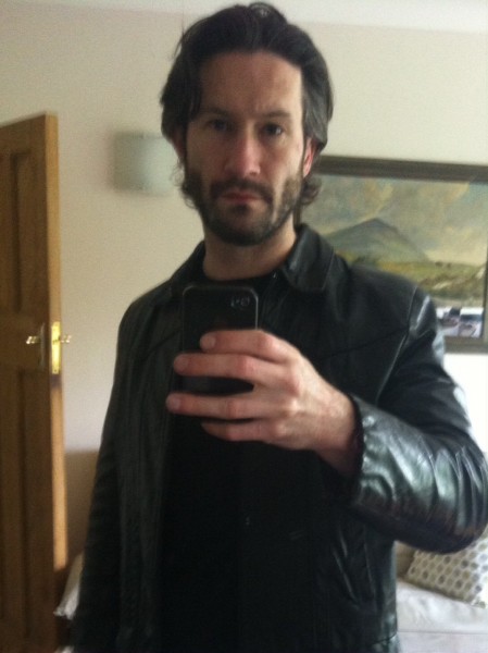 Keanu Reeves Lookalike (UK) - Lookalikes