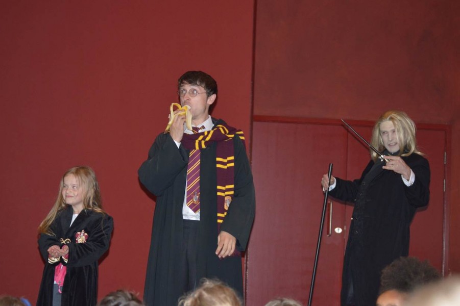 Harry Potter Lookalike Magic Show - Hire entertainers