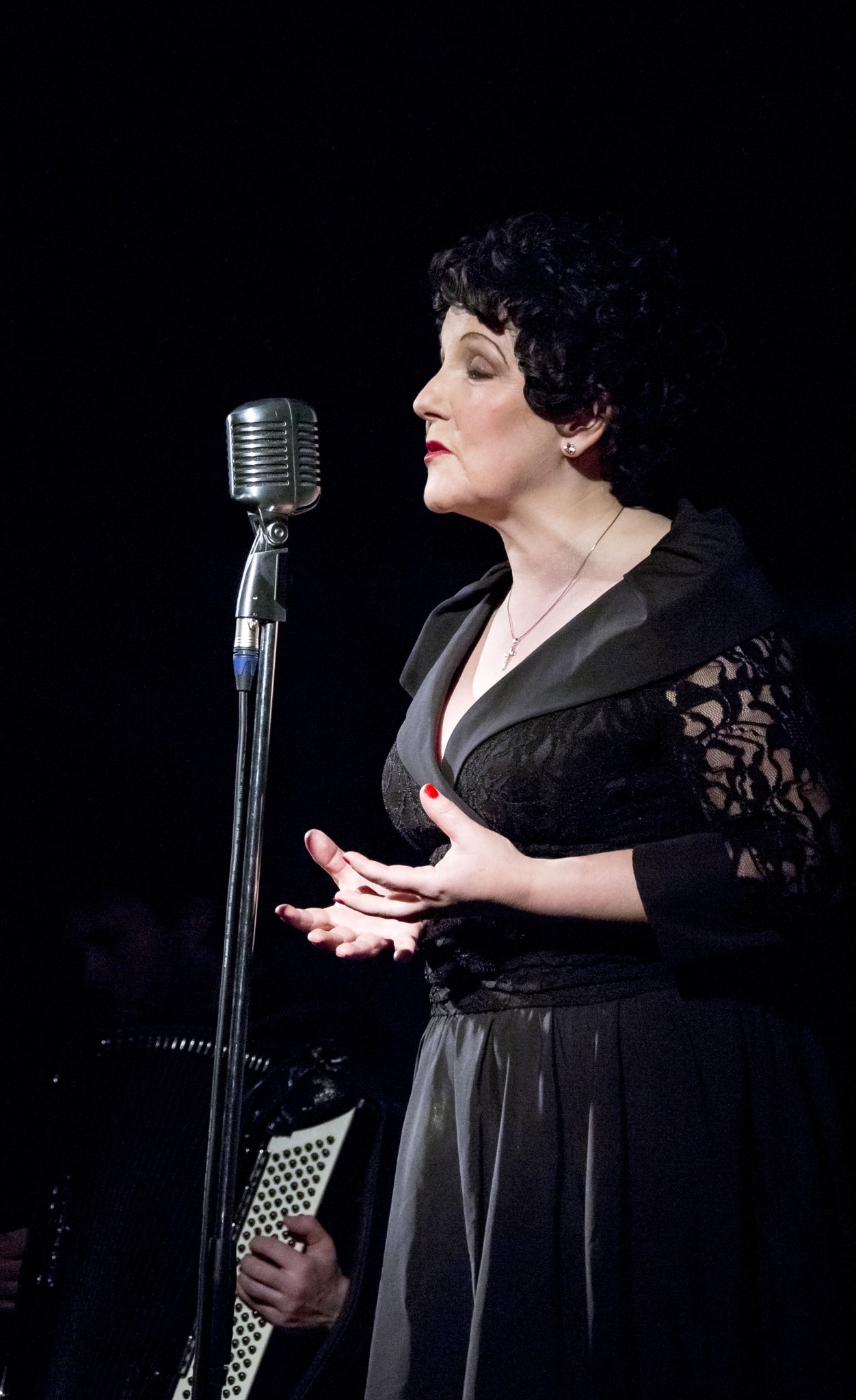 Edith Piath Lookalike - Hire Lookalikes and Tributes