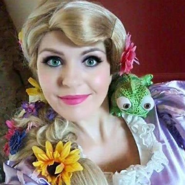 Rapunzel Lookalike - Hire Lookalikes, Impersonators