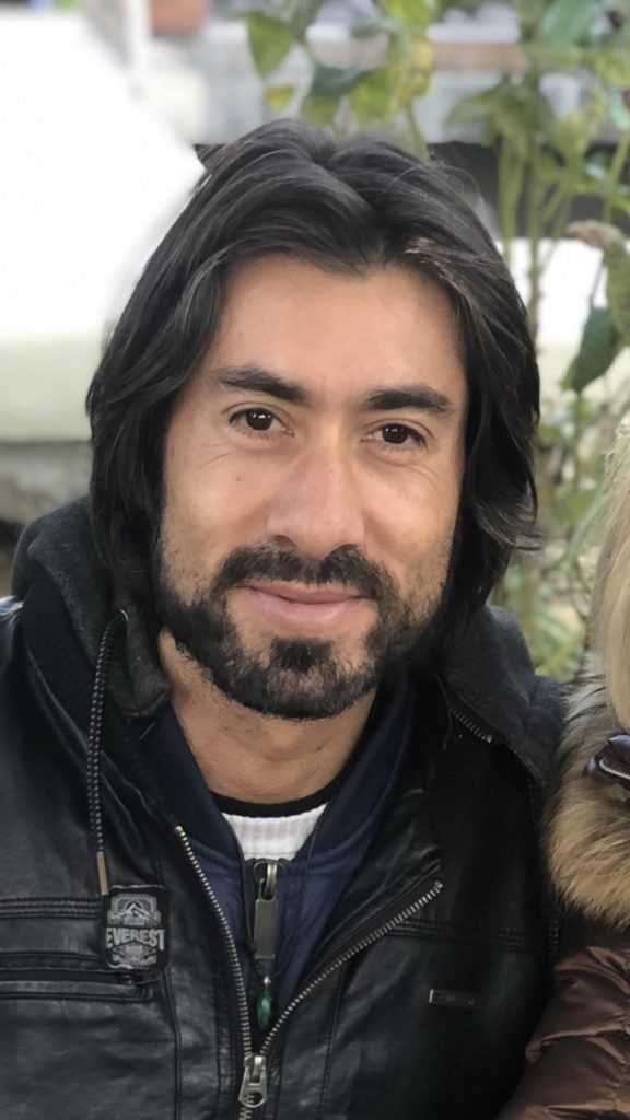 Keanu Reeves Lookalike (UK) - Lookalikes