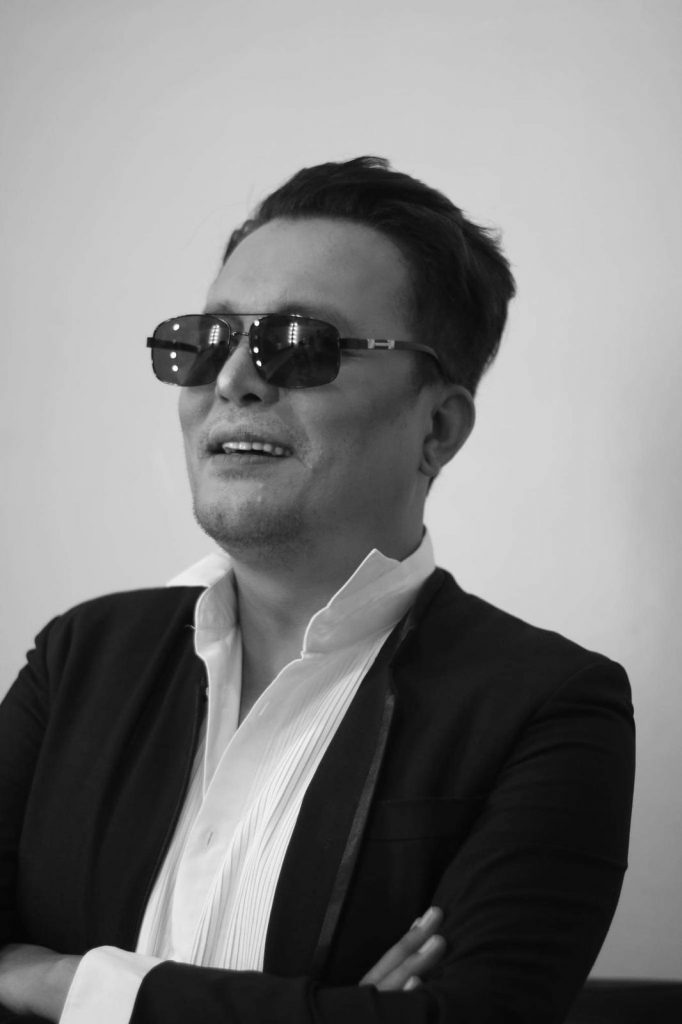 Elon Musk Lookalike - Hire Celebrity Lookalikes, Impersonators, Doubles