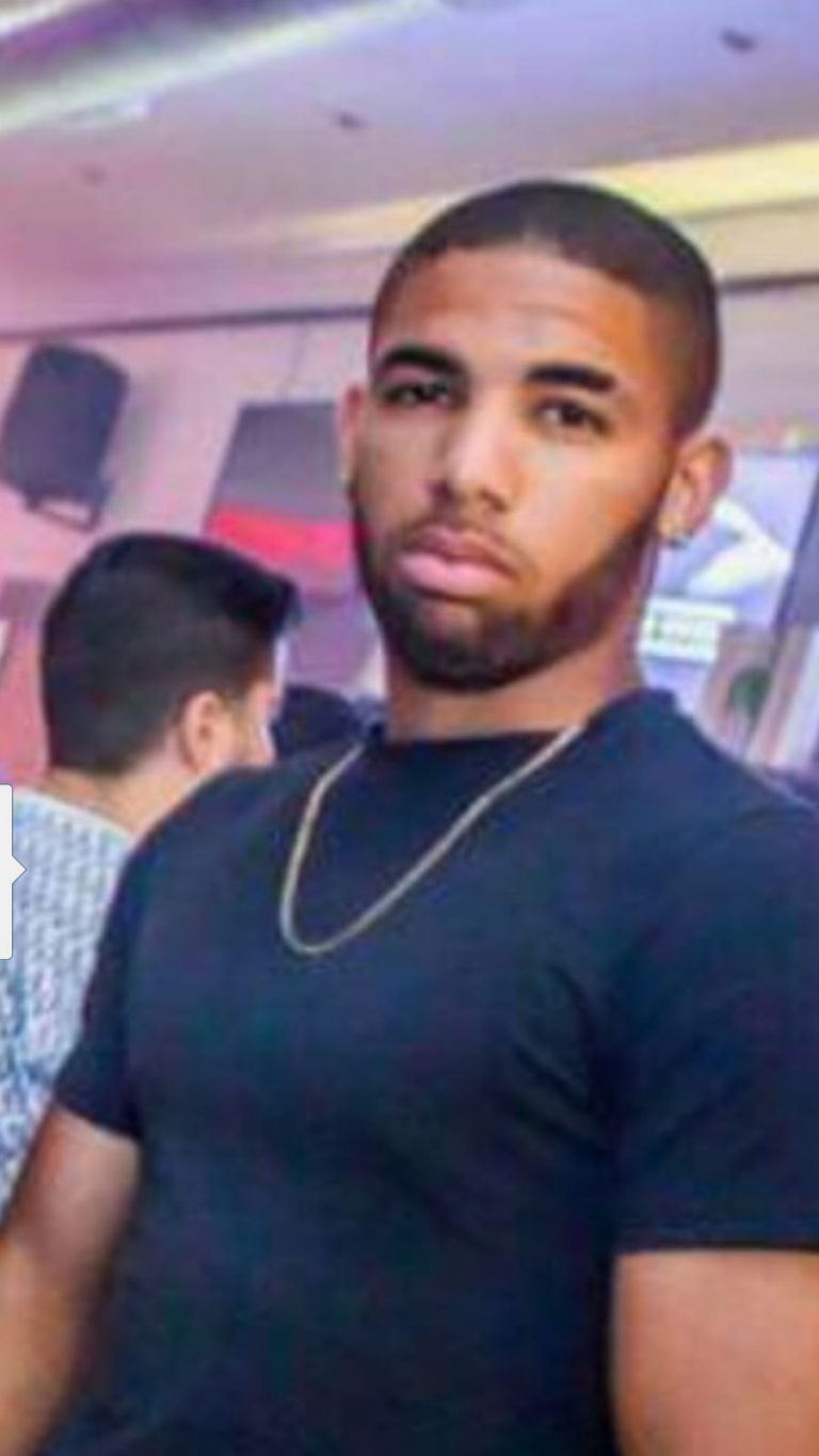 Drake Lookalike - Lookalikes
