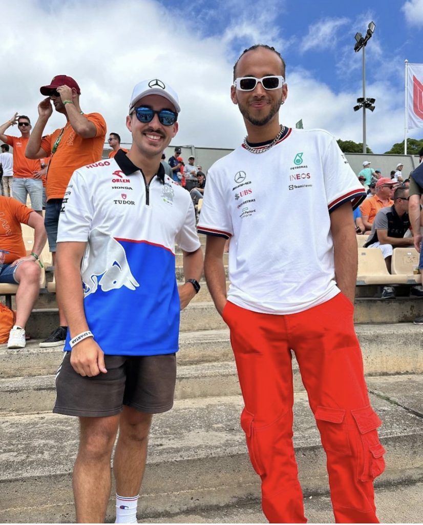 Lewis Hamilton Lookalike - Hire Celebrity Lookalikes, Impersonators