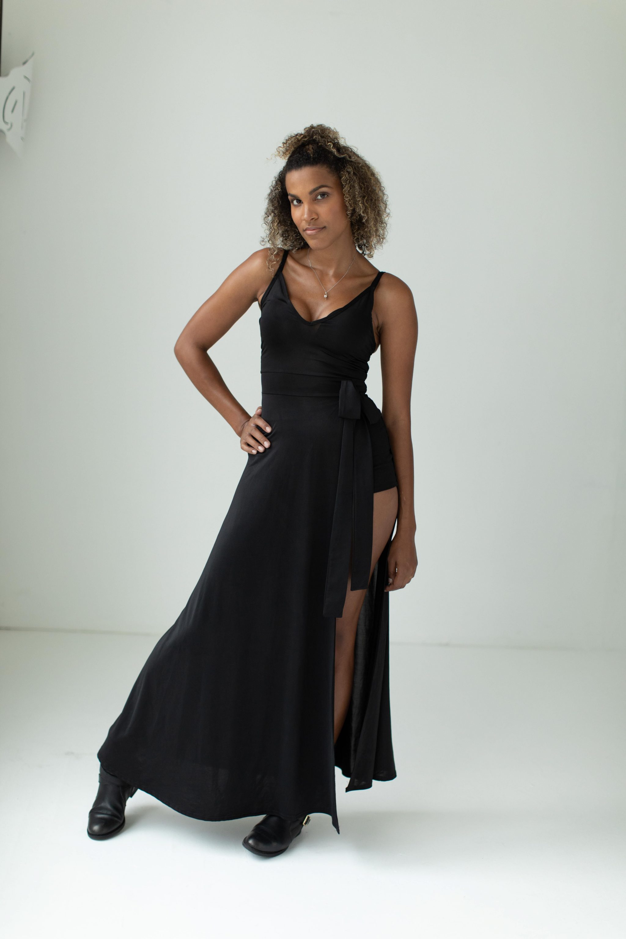 Leona Lewis Lookalike - Hire Celebrity Lookalikes, Impersonators